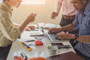 Understanding the Key Players in Trade Show Management